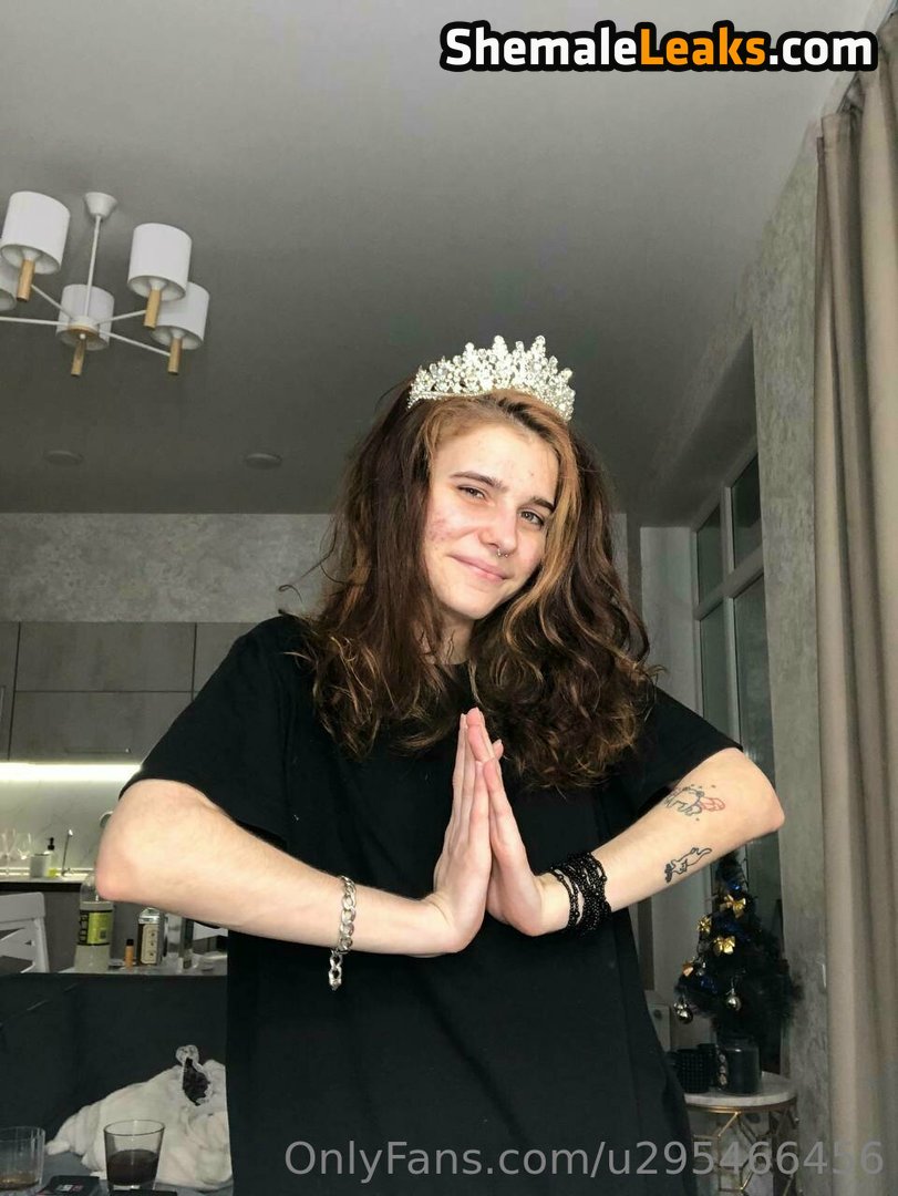 anna_kyoto / kyoto_gun Leaked Nude OnlyFans (Photo 1) - ShemaleLeaks!